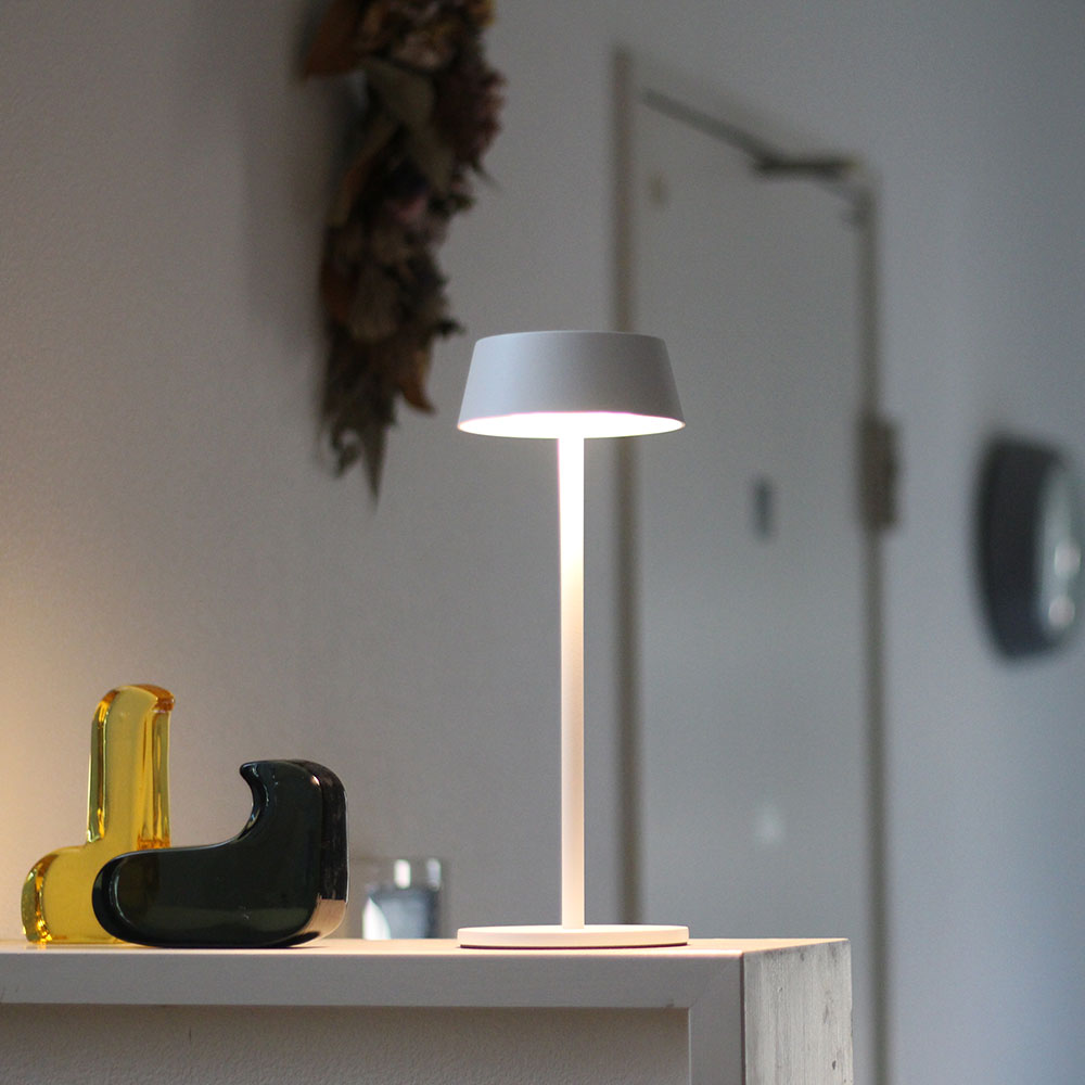003400 Olika CORDLESS LED TABLE LIGHT | BRID